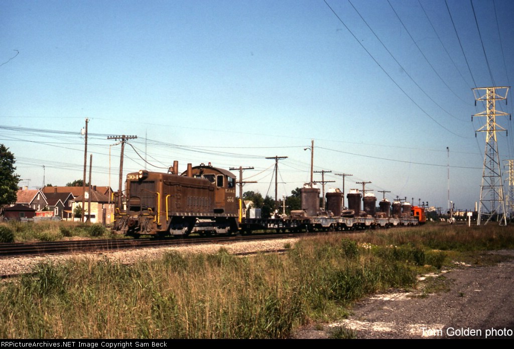 EJ&E 304 with the Ingot Train